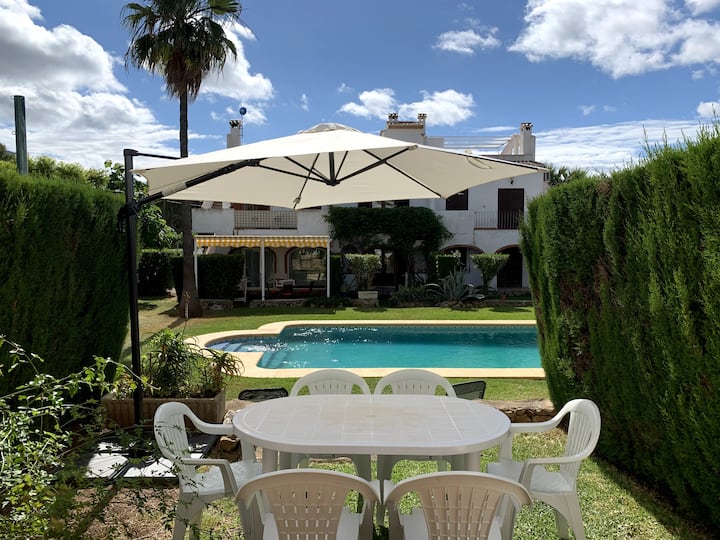 Adosado Con Piscina En Las Rotas - Dénia