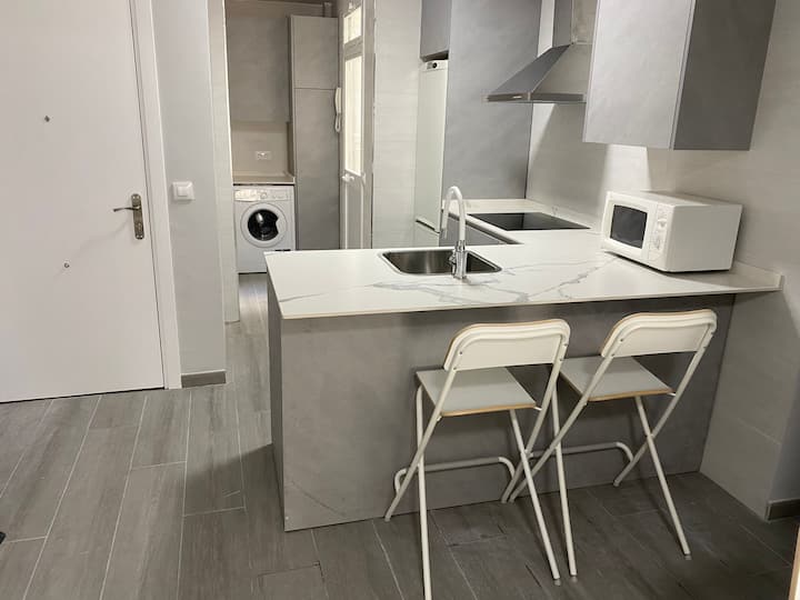 Piso Recién Reformado A 650 Metros De La Playa - Cádiz