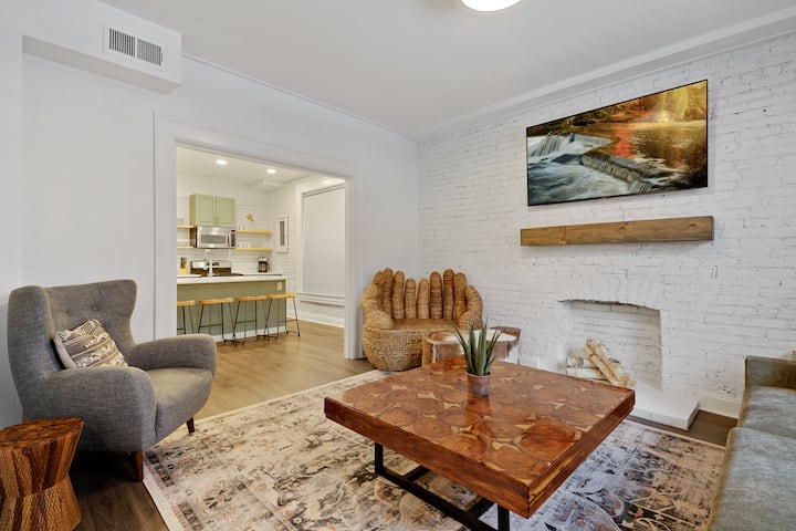 6 Bedrooms - *Downtown* Denver, Stunning Remodel, - Denver, CO