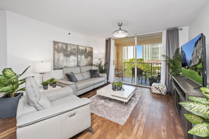 Cozy Waterview 2 Bed 2 Bath Newly Remodeled - Aventura, FL