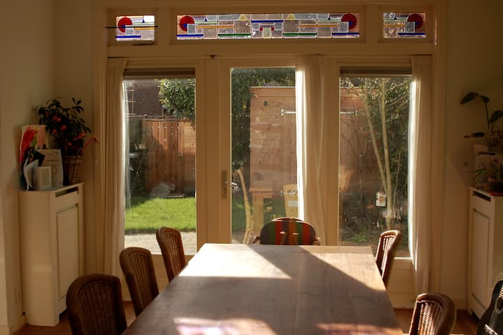 Sunny Family Home With Garden & Bikes Near Center - Utrecht