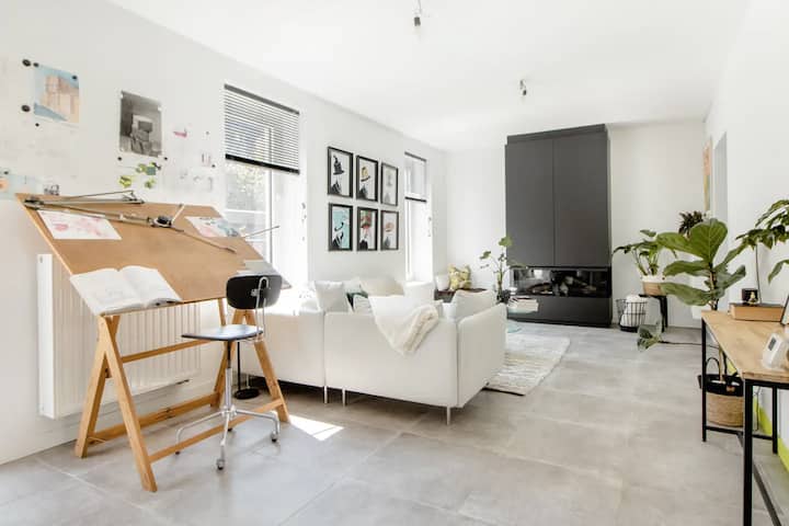 Bright Artistic City-center Flat With Sweet Cat - Ghent