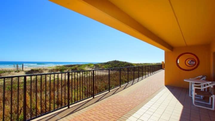 Beachfront Condo Sleeps 6 St Ii 104 - South Padre Island, TX