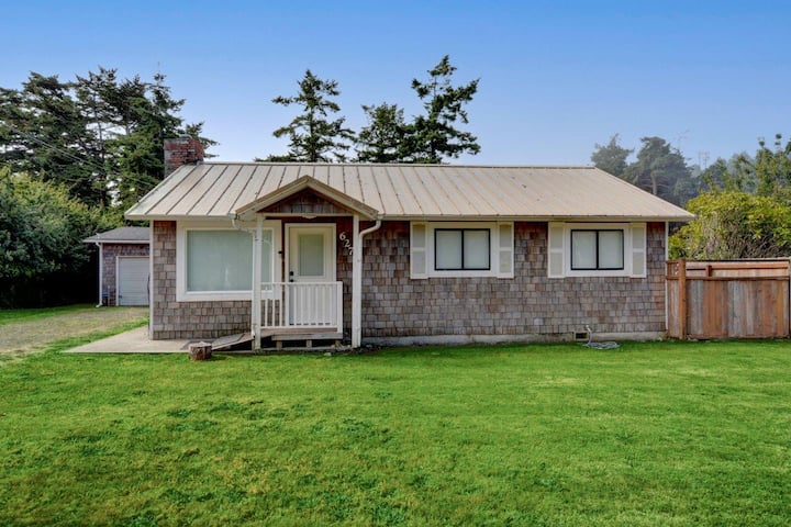 Oregon Coast, Port Orford, Cabin - Walk To Beaches - Port Orford, OR