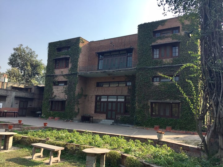A Quiet Getaway Inside A Bustling City ! - Amritsar