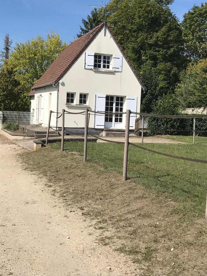 Jolie Maison En Bordure De Forêt De Chantilly - Chantilly