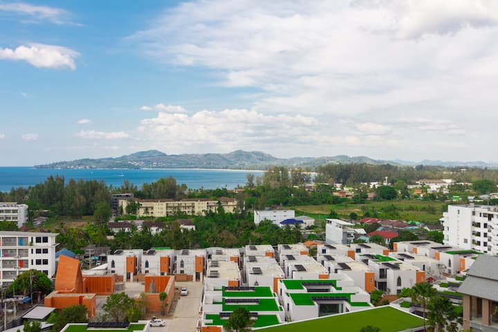 High Floor Sea View 2 Bdr Surin - Phuket