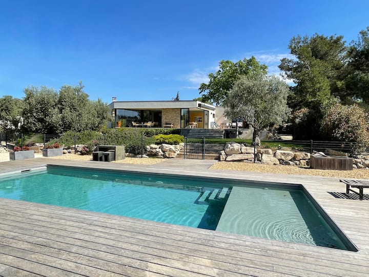 Magnifique Villa D'architecte Avec Piscine - Nîmes