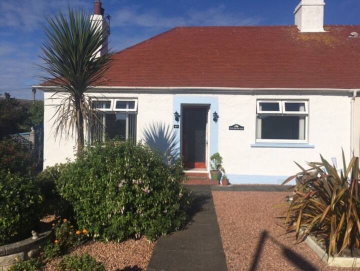 East Neuk Coastal Retreat With Garden And Driveway - Crail