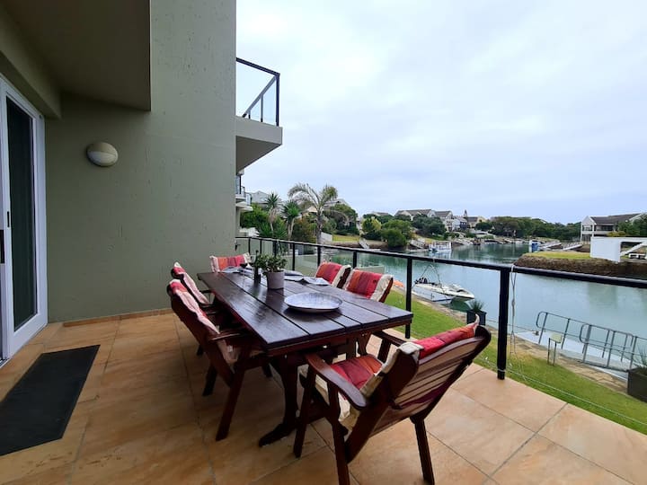Marina House With Jetty & Pool For Cheerful Memory - Port Alfred