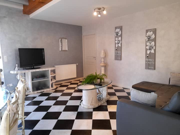 Gite Chatelleraudais Proche Centre Ville Au Calme - Châtellerault
