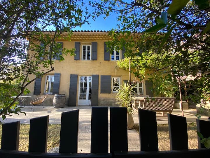 Maison De Charme Ancienne, Centre Aix à Pied - Aix-en-Provence