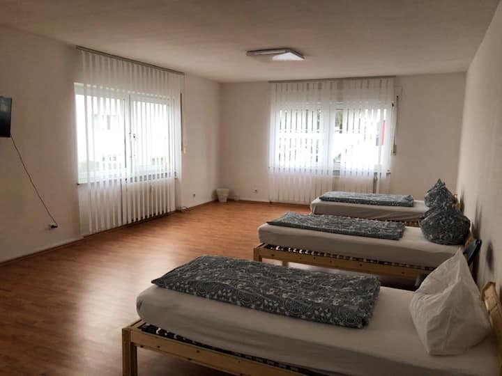 Schöne Eigentumswohnung In Frankfurt Am Main - Frankfurt