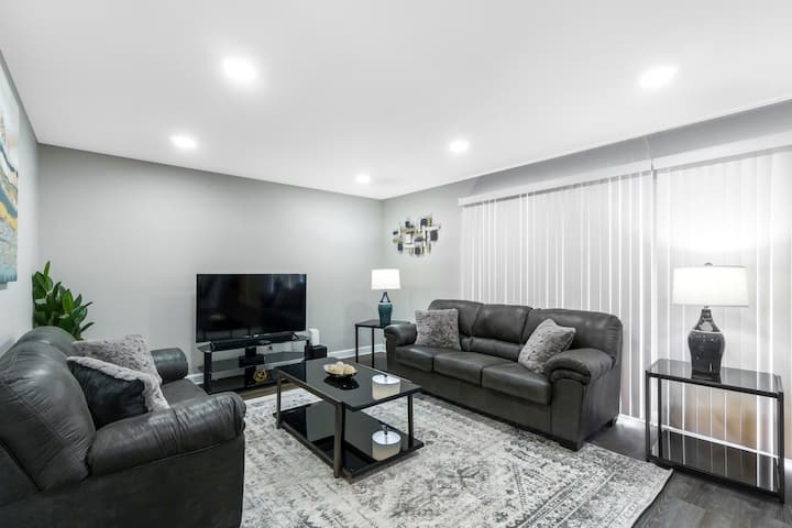 *Extended Stay* Elk Grove Village Fhs Rental - Arlington Heights, IL