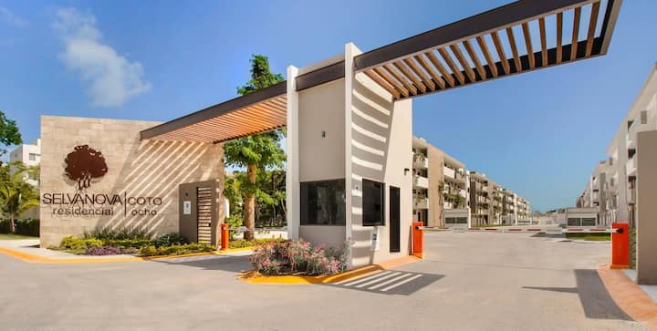 Elegant Home Close To Beach, 5ta Ave, & Xcaret - Playa del Carmen