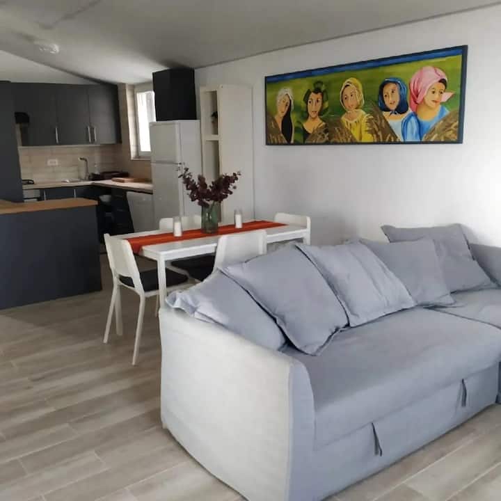 Uliveto ( Prelijepi Stan Sa Okolicom I Bazenom) - Pula