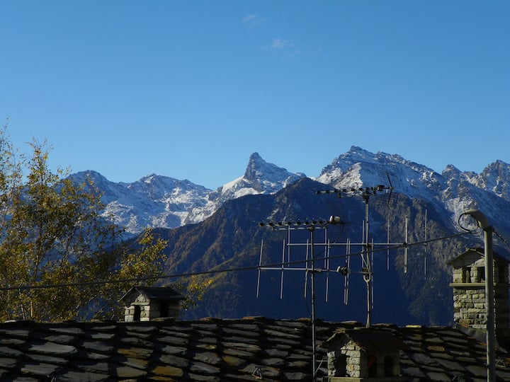 Rustico Con Bellissimo Appartamento Di Montagna - Brusson