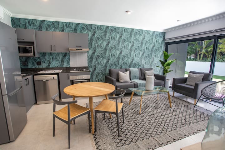 The Space To Be @ Gateway - Mandarin Majesty - Umhlanga