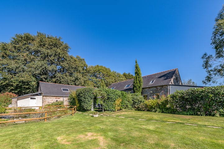 Ensemble De 3 Gîtes Au Cœur D'une Ferme Rénovée - Quimper