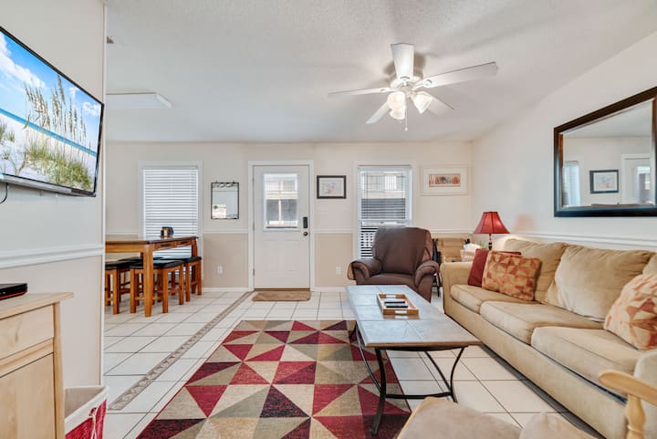 The Beach Front 601- Affordable Beachfront. 2 Bedr - Gulf Shores, AL