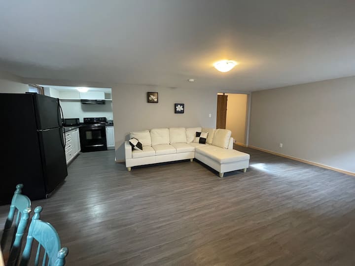 Lovely 1 Bedroom, Short Drive To Blue Mountain! - Thornbury