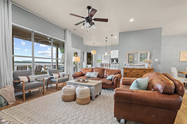Modern Lakefront Escape • Dock • Firepit • Sunrise - Bridgeport, TX