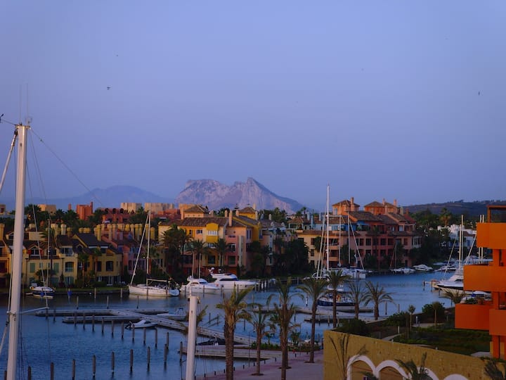 Indrukwekkend Penthouse-appartement Met Weids Uitzicht - Sotogrande