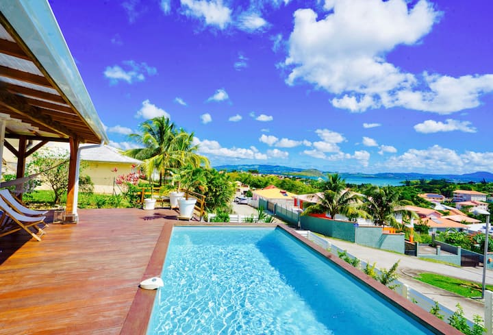 Villa Familiale, Piscine & Vue Mer- Sud Martinique - Martinique