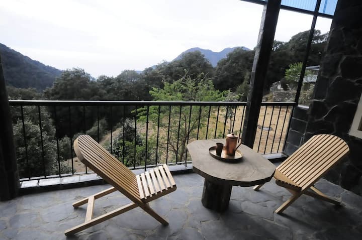 1 Bhk Cottage With B'fast And Dinner Included - Pangoot