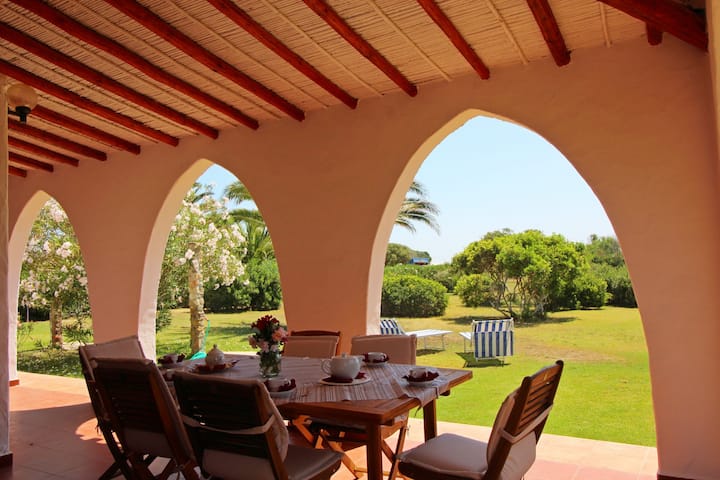Villa En Bord De Mer Avec Jardin - Costa Rei