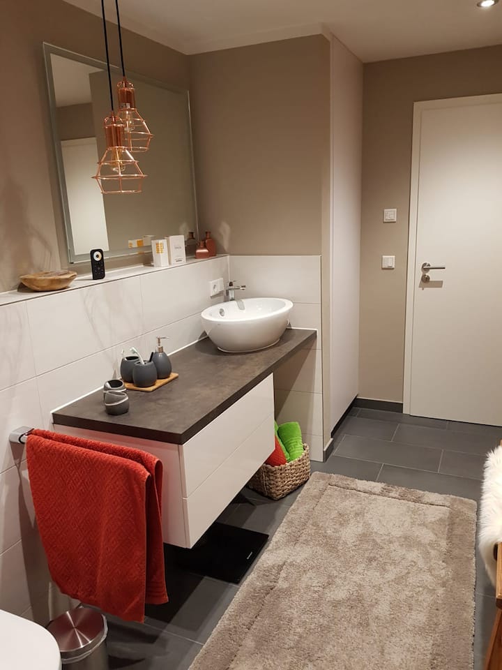 Modernes Ruhiges Privatzimmer Eigenes Badezimmer - Munich