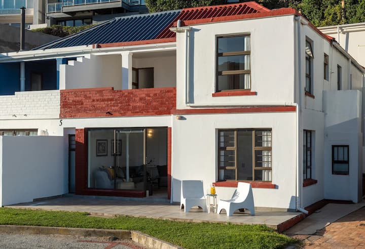 Seadenview - Beach Front On Herold's Bay Beach - Herolds Bay