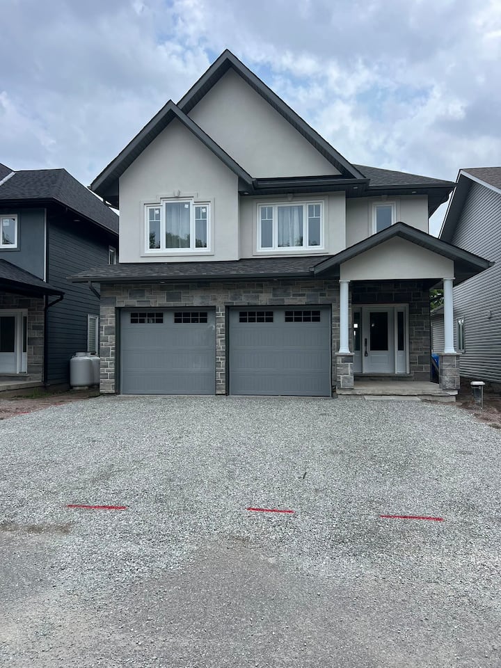 Lake St. John Cottage Barrel Sauna & Canoe - Ontario