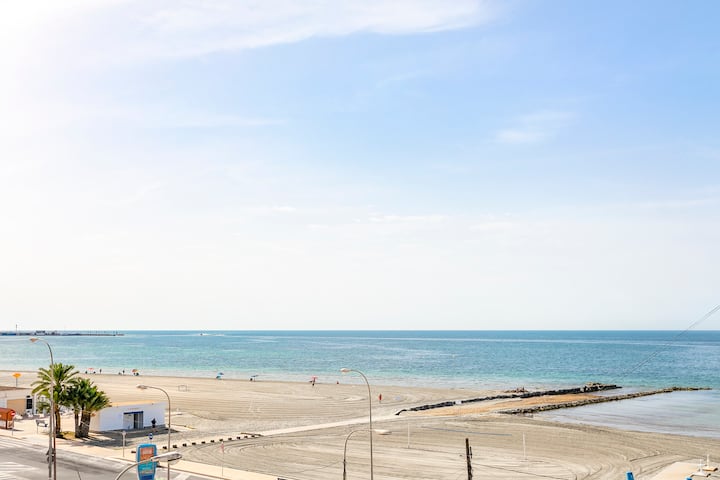 ✩ Direct Beach Location ✩ Familyfriendly ✩ Netflix - Santa Pola