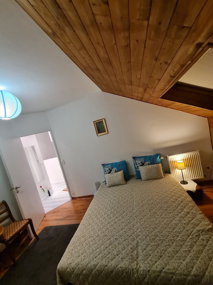 Room Close To Atomium - Grimbergen