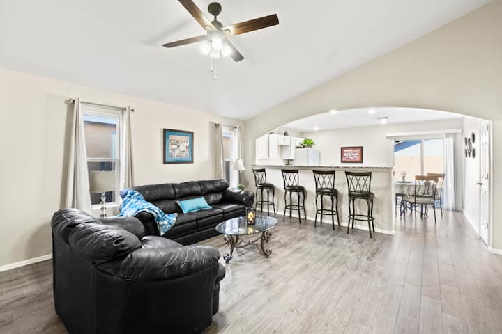 Charming "Home Away From Home" By I-10 & Mesilla - Las Cruces, NM