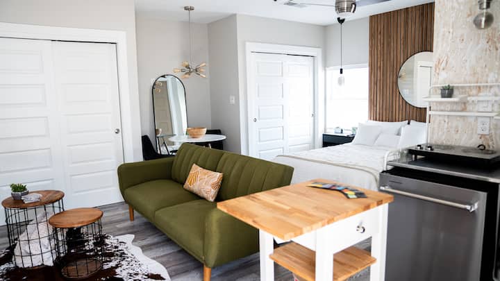 Private, Quite, Cozy, And Stylish Stay - Round Rock, TX
