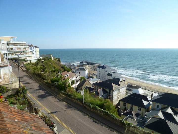 Royal Marine House First Floor Apartment - Steephill Cove Beach