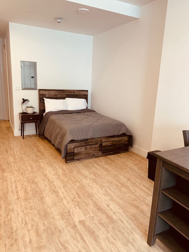 300 - One Bedroom Apt In Luxury Amenity Building - Syracuse, NY