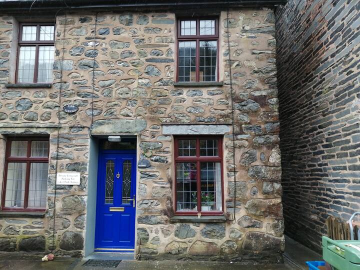 Corris Holiday Rentals & Homes - Wales, United Kingdom | Airbnb