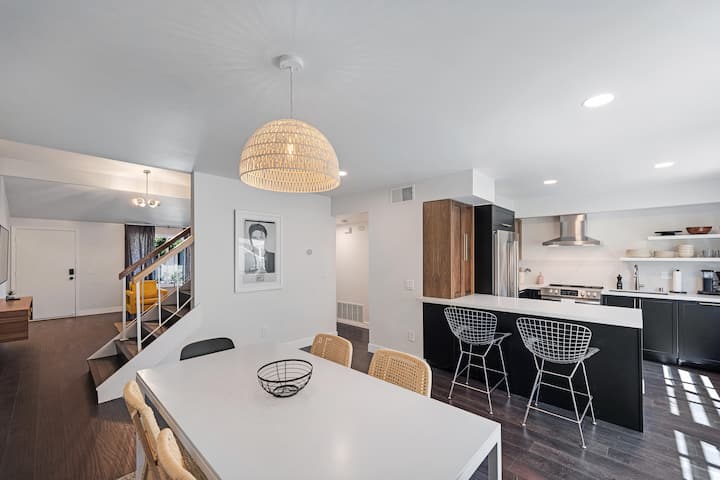 |Golf &Couples Oasis| Midcentury W/6 Pools Hot Tub - Cathedral City, CA