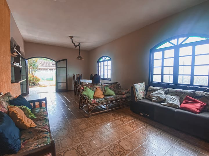 Casa Com 3 Quartos, Enseada Ubatuba,10 Pessoas. Sp - Ubatuba
