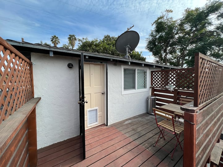 Freestanding Studio With Patio & Yard - 롱비치