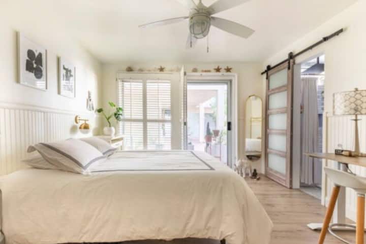 2 Bedroom 2 Bathroom 222273 - Santa Monica, CA