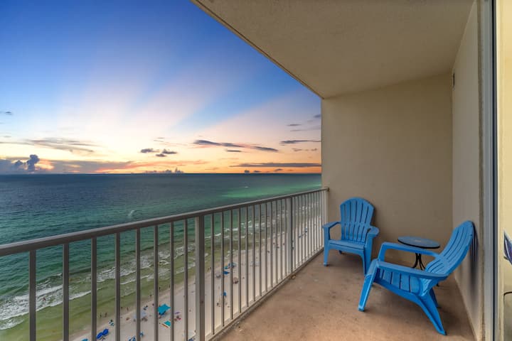 Gulf-front Condo 15th Floor Near Pier Park - Panama City Beach, FL