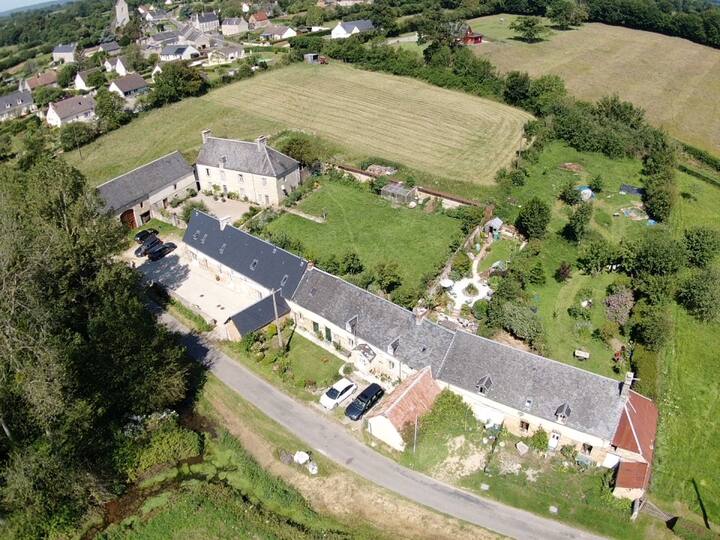 L'héron In Beautiful Countryside-beach 25 Mins - Lessay