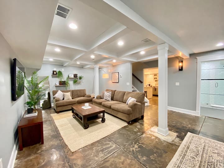Spacious Garden Apartment In Classic Atl Bungalow - Decatur, GA