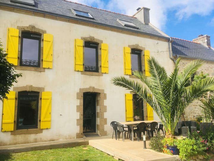 Corps De Ferme Rénové, Idéal Pour Les Familles - Finistère