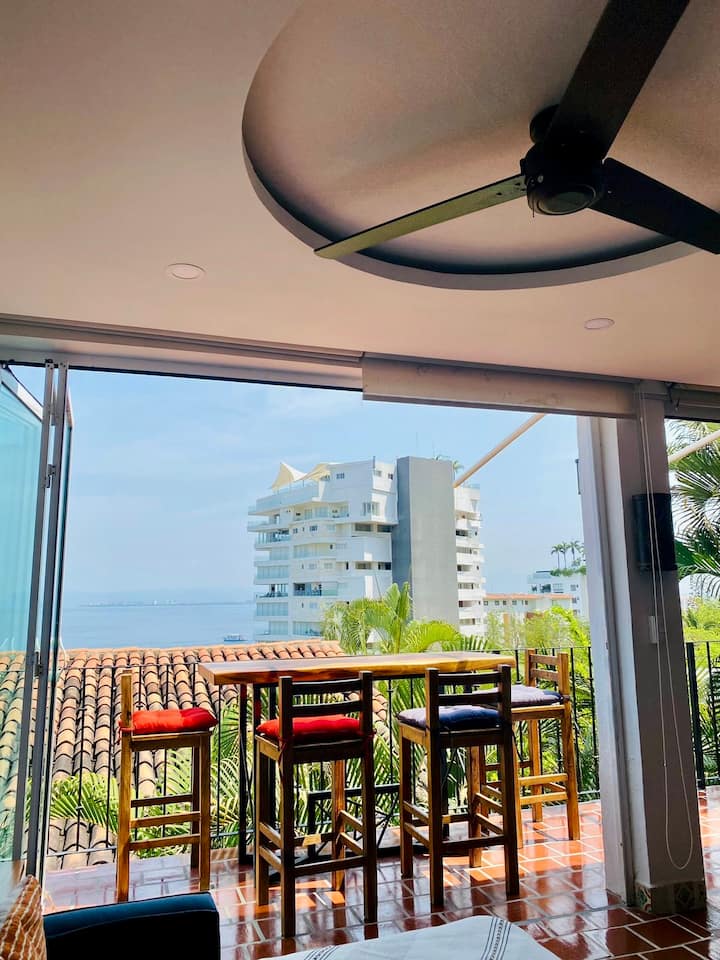 Sunset/ocean View Condo 2b/2b With Pool - Puerto Vallarta