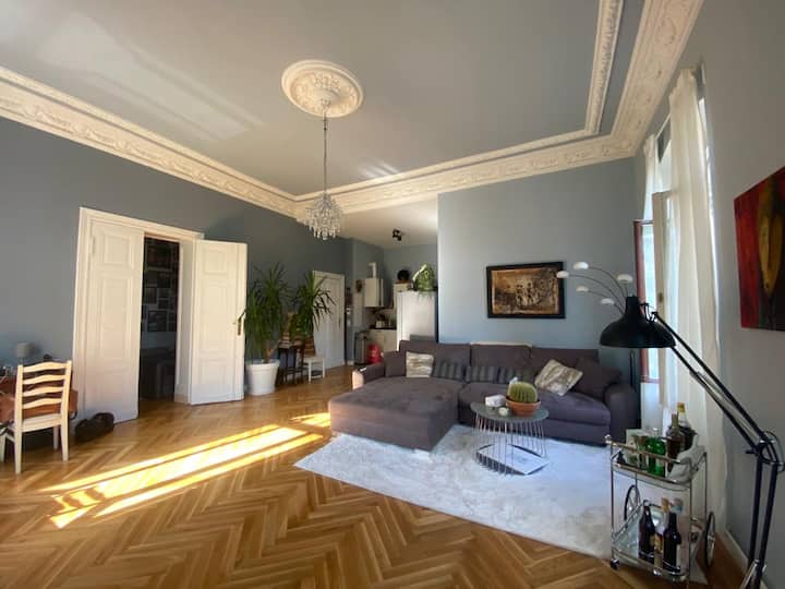 Hochwertige Stadtwohnung Im Bergmann-kiez Für 2 - Berlin